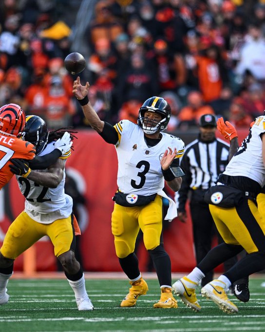 NFL QB Carousel | Who Should Draft, Who Should Sign – Field 2 Fans